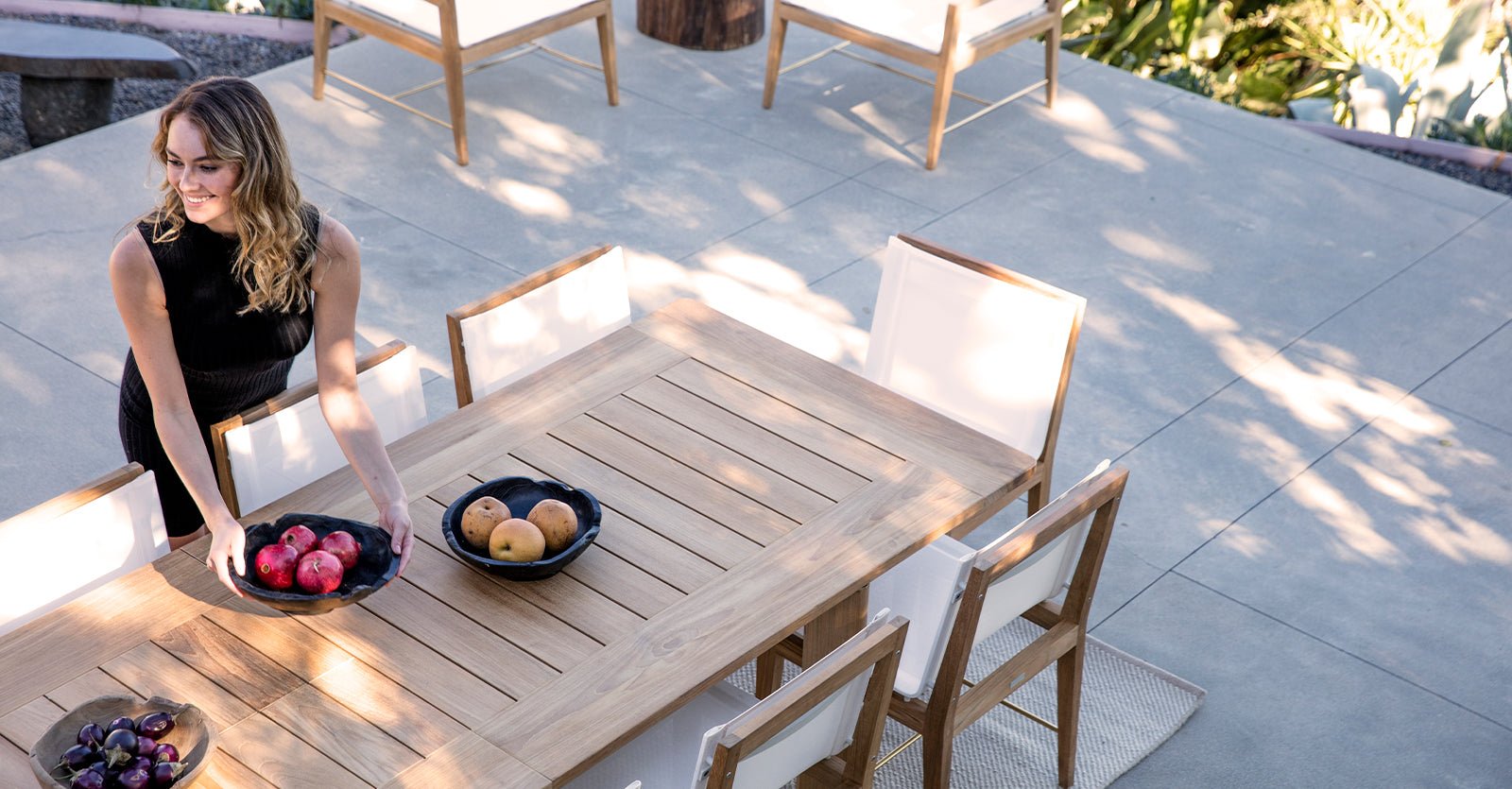 The Art of Outdoor Entertaining: Why Extension Dining Tables Are Essen ...